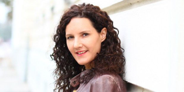 Petra Stopar: Govorjenje o pomanjkanju časa za bližnje je samo priročen ...