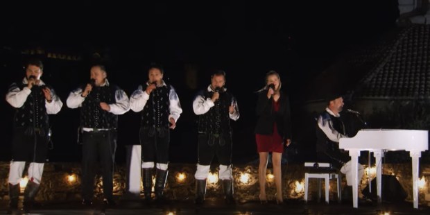 Modrijani so čudovito izvedli ganljivo pesem Adija Smolarja