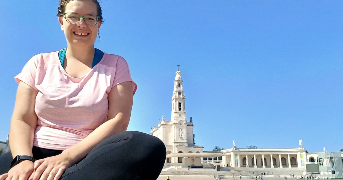 V Fatimo se je odpravila kar peš. “Bog ni avtomat, v katerega vržeš ...