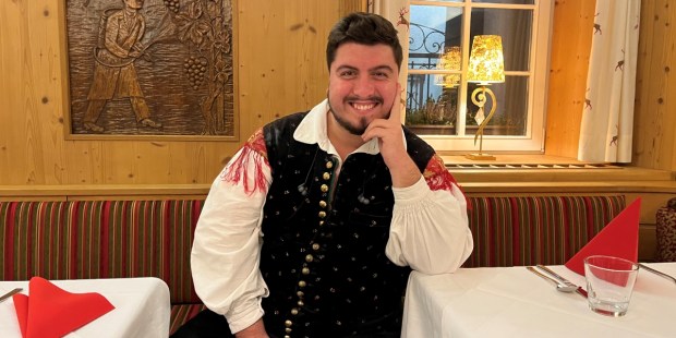 Kako se je znašel “mladi Avsenik” Luka, ko je med nastopom pozabil ...